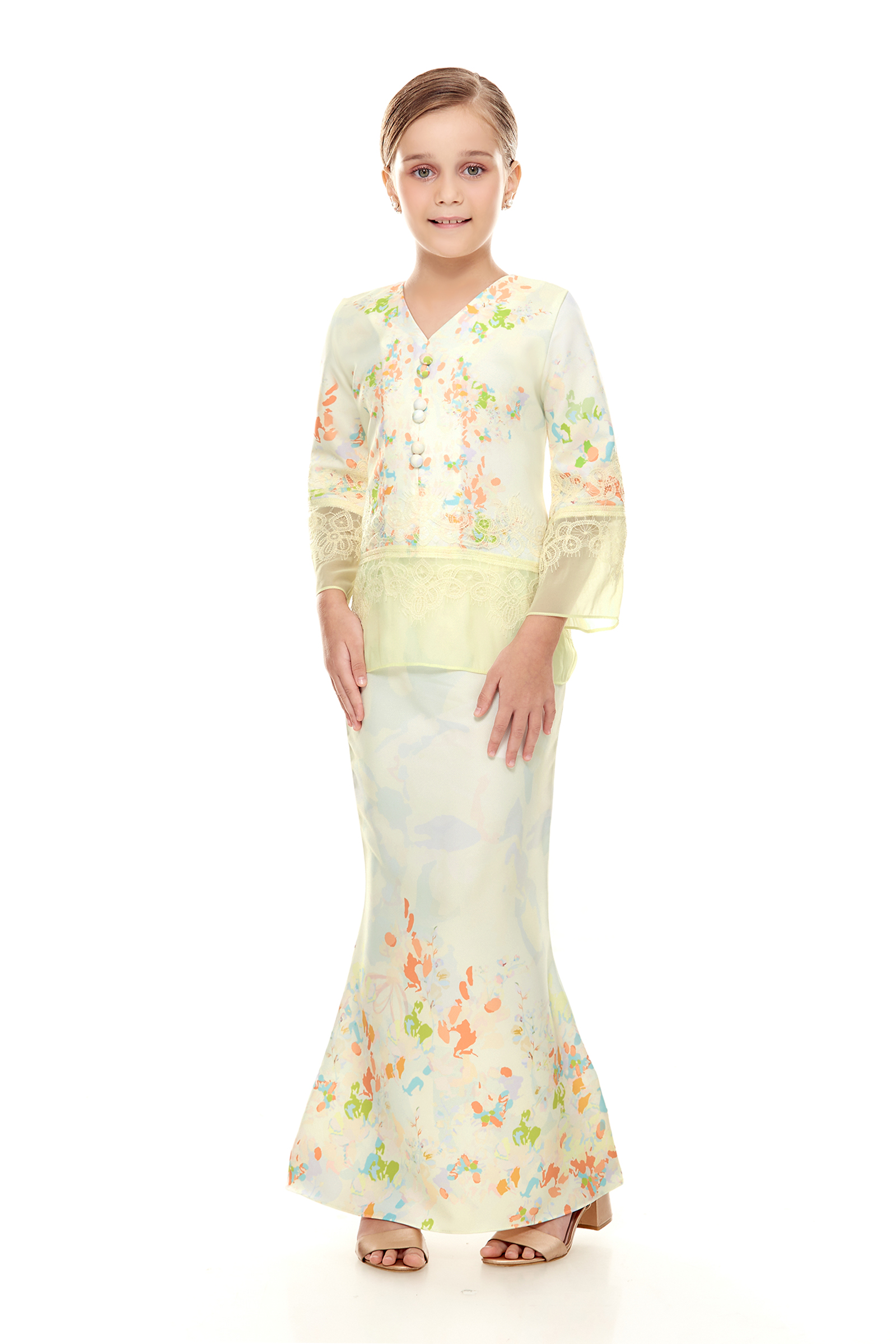 JannahNoe | Kurung Modern Wear | Scarves | Baju Kurung | Brides Series ...